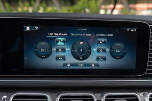 Mercedes-Benz GLS 450 2025 in Vilnius, with an engine capacity of 3.00 L and mileage of 15 thousand km for 81950 €, photo 38 on AUTOMOTO.COM.LV