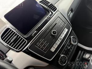 Зеленый Мерседес GLS 450 2018 в Рига, объемом двигателя 3.00 л и пробегом 0 тыс. км за 27550 €, фото 15 на AUTOMOTO.COM.LV