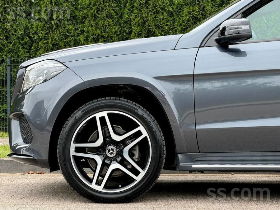 Grey Mercedes-Benz GLS 450 2017 in Riga, with an engine capacity of 3.00 L and mileage of 51 thousand km for 37900 €, photo 31 on AUTOMOTO.COM.LV