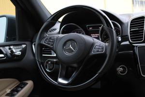 Pelēks Mercedes-Benz GLS 450 2017 Viļņa, ar dzinēja tilpumu 3.00 L un nobraukumu 128 tūkst. km par 23400 €, foto 20 vietnē AUTOMOTO.COM.LV