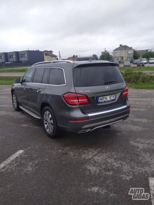 Серый Мерседес GLS 450 2017 в Каунас, объемом двигателя 3.00 л и пробегом 83 тыс. км за 28000 €, фото 18 на AUTOMOTO.COM.LV