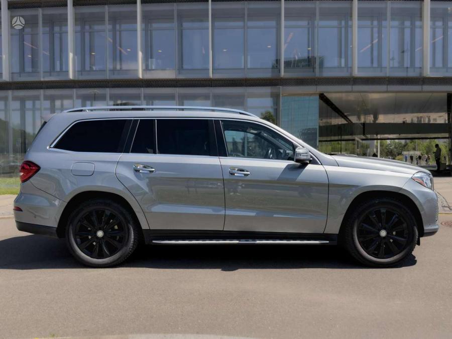 Серый Мерседес GLS 450 2017 в Вильнюс, объемом двигателя 3.00 л и пробегом 101 тыс. км за 28800 €, фото 11 на AUTOMOTO.COM.LV