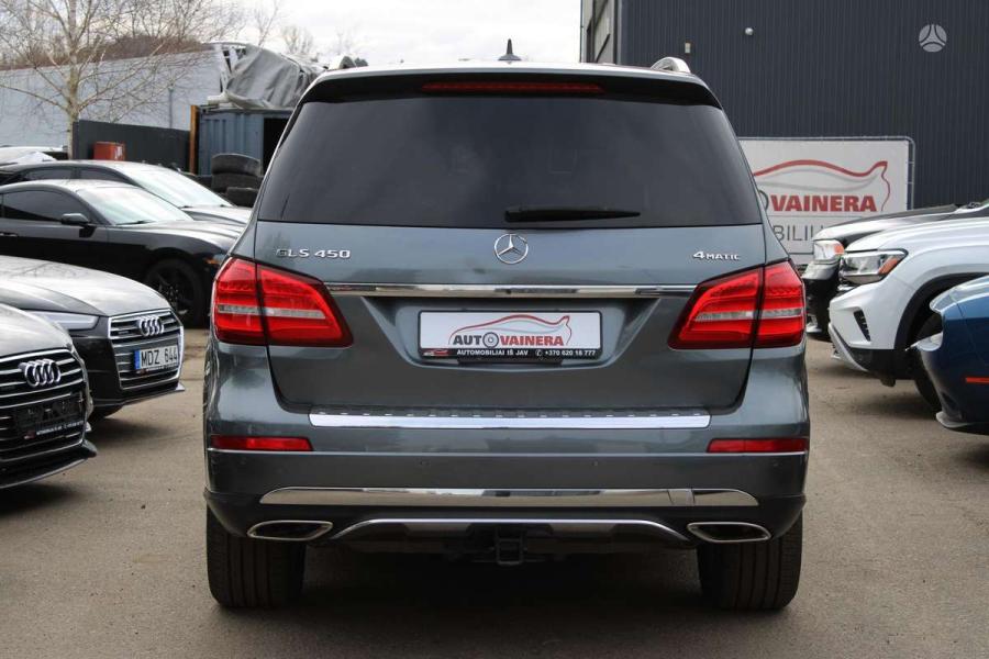 Серый Мерседес GLS 450 2017 в Вильнюс, объемом двигателя 3.00 л и пробегом 128 тыс. км за 23400 €, фото 5 на AUTOMOTO.COM.LV