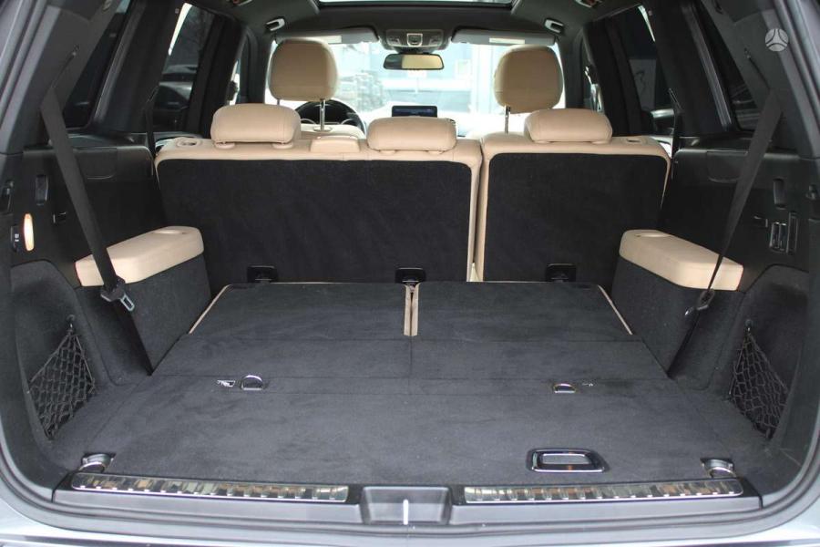 Grey Mercedes-Benz GLS 450 2017 in Vilnius, with an engine capacity of 3.00 L and mileage of 128 thousand km for 23400 €, photo 14 on AUTOMOTO.COM.LV