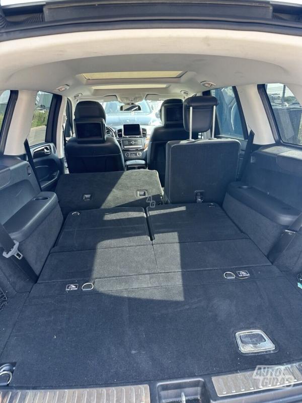 Grey Mercedes-Benz GLS 450 2017 in Klaipeda, with an engine capacity of 3.00 L and mileage of 175 thousand km for 15250 €, photo 6 on AUTOMOTO.COM.LV