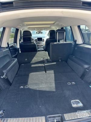 Grey Mercedes-Benz GLS 450 2017 in Klaipeda, with an engine capacity of 3.00 L and mileage of 175 thousand km for 15250 €, photo 7 on AUTOMOTO.COM.LV