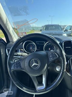 Grey Mercedes-Benz GLS 450 2017 in Klaipeda, with an engine capacity of 3.00 L and mileage of 175 thousand km for 15250 €, photo 9 on AUTOMOTO.COM.LV