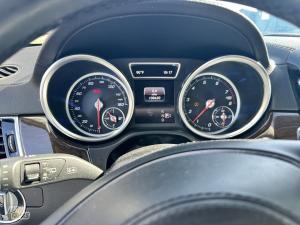 Grey Mercedes-Benz GLS 450 2017 in Klaipeda, with an engine capacity of 3.00 L and mileage of 175 thousand km for 15250 €, photo 11 on AUTOMOTO.COM.LV