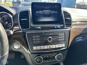 Grey Mercedes-Benz GLS 450 2017 in Klaipeda, with an engine capacity of 3.00 L and mileage of 175 thousand km for 15250 €, photo 12 on AUTOMOTO.COM.LV