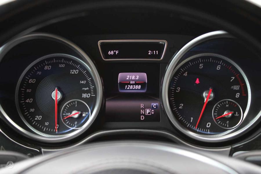 Серый Мерседес GLS 450 2017 в Вильнюс, объемом двигателя 3.00 л и пробегом 128 тыс. км за 21900 €, фото 8 на AUTOMOTO.COM.LV