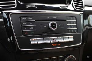 Серый Мерседес GLS 450 2017 в Вильнюс, объемом двигателя 3.00 л и пробегом 128 тыс. км за 21900 €, фото 22 на AUTOMOTO.COM.LV
