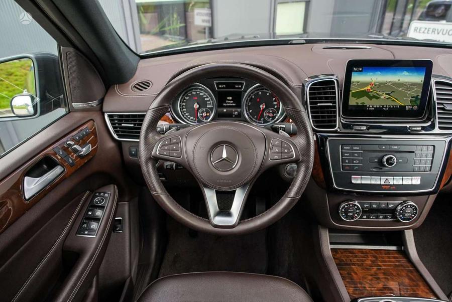 Серый Мерседес GLS 450 2017 в Каунас, объемом двигателя 3.00 л и пробегом 162 тыс. км за 28950 €, фото 15 на AUTOMOTO.COM.LV