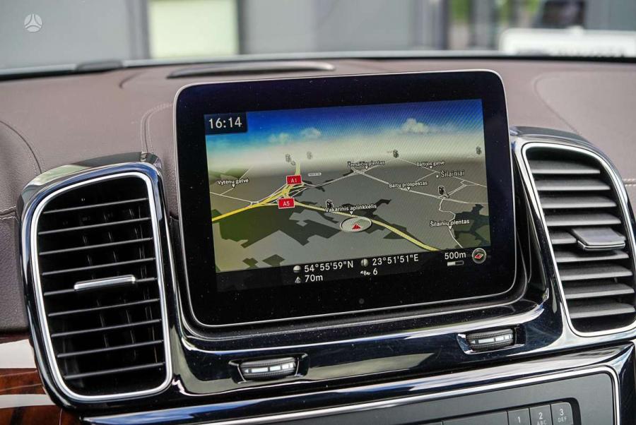 Серый Мерседес GLS 450 2017 в Каунас, объемом двигателя 3.00 л и пробегом 162 тыс. км за 28950 €, фото 18 на AUTOMOTO.COM.LV