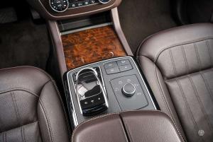 Серый Мерседес GLS 450 2017 в Каунас, объемом двигателя 3.00 л и пробегом 162 тыс. км за 28950 €, фото 22 на AUTOMOTO.COM.LV