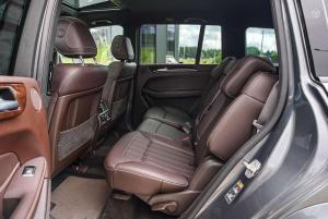 Серый Мерседес GLS 450 2017 в Каунас, объемом двигателя 3.00 л и пробегом 162 тыс. км за 28950 €, фото 37 на AUTOMOTO.COM.LV