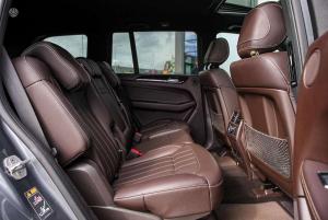 Серый Мерседес GLS 450 2017 в Каунас, объемом двигателя 3.00 л и пробегом 162 тыс. км за 28950 €, фото 43 на AUTOMOTO.COM.LV