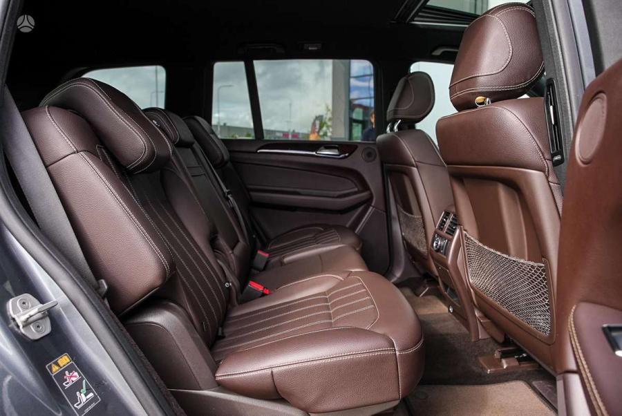 Серый Мерседес GLS 450 2017 в Каунас, объемом двигателя 3.00 л и пробегом 162 тыс. км за 28950 €, фото 43 на AUTOMOTO.COM.LV