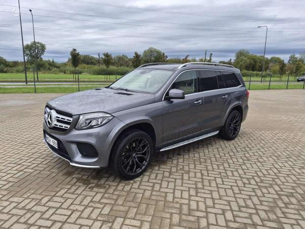 Mercedes-Benz GLS 450 2017 in Kaunas on AUTOMOTO.COM.LV Grey Mercedes-Benz GLS 450 2017 in Kaunas, with an engine capacity of 3.00 L and mileage of 161 thousand km for 18200 €, photo 3 on AUTOMOTO.COM.LV
