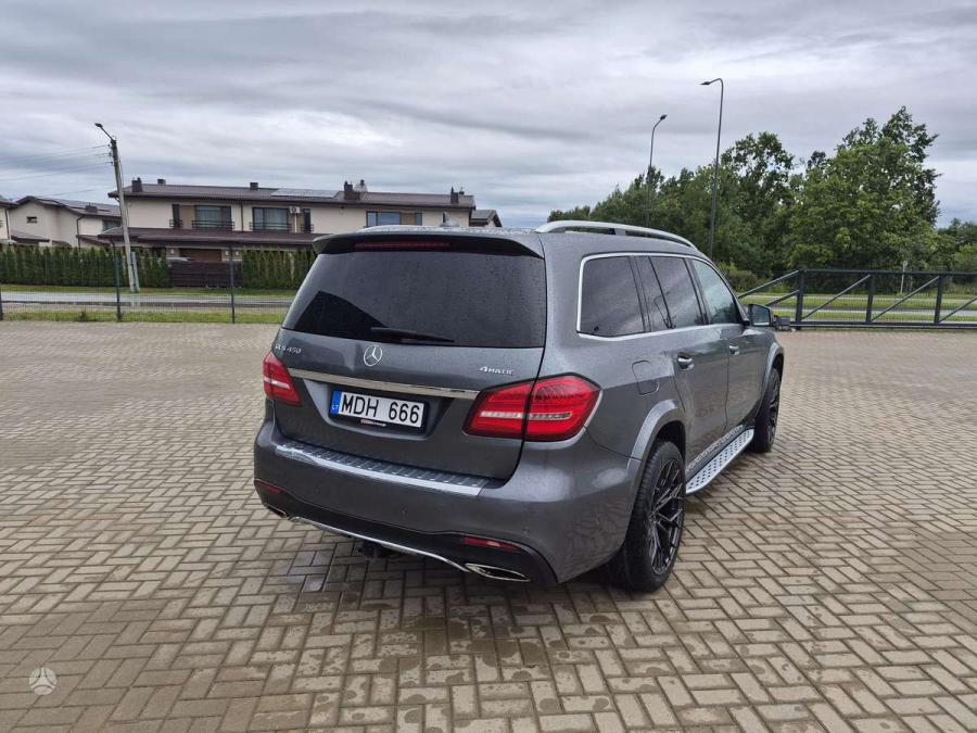 Серый Мерседес GLS 450 2017 в Каунас, объемом двигателя 3.00 л и пробегом 161 тыс. км за 18200 €, фото 7 на AUTOMOTO.COM.LV