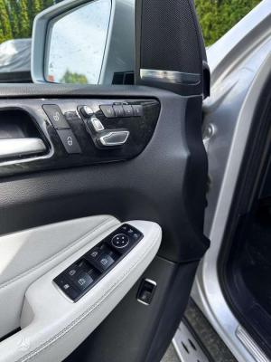 Pelēks Mercedes-Benz GLS 450 2018 Nemenčinė, ar dzinēja tilpumu 3.00 L un nobraukumu 234 tūkst. km par 26000 €, foto 12 vietnē AUTOMOTO.COM.LV