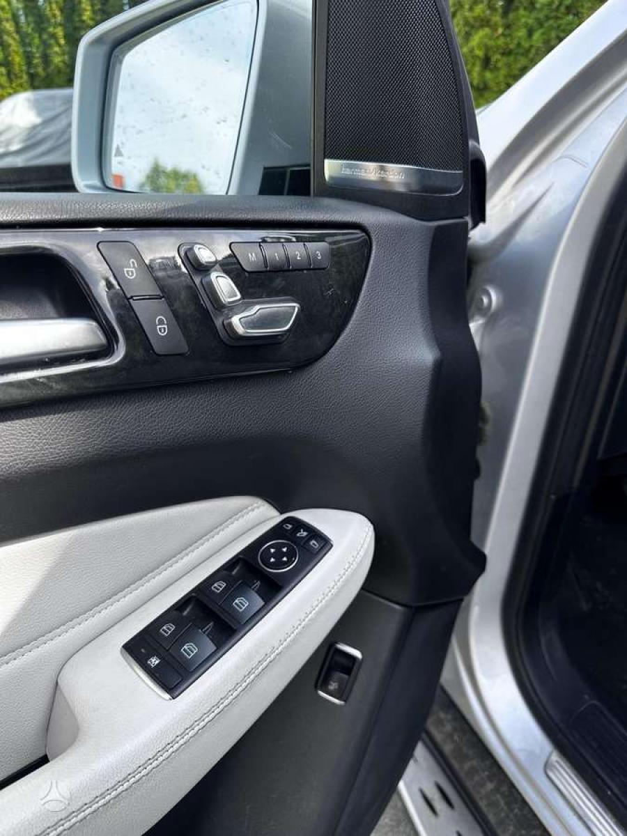Pelēks Mercedes-Benz GLS 450 2018 Nemenčinė, ar dzinēja tilpumu 3.00 L un nobraukumu 234 tūkst. km par 26000 €, foto 12 vietnē AUTOMOTO.COM.LV