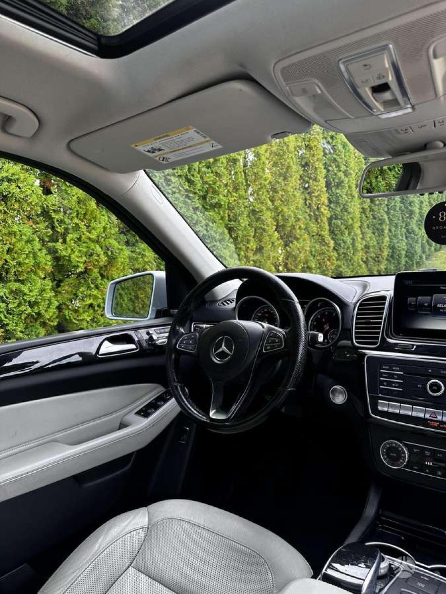 Pelēks Mercedes-Benz GLS 450 2018 Nemenčinė, ar dzinēja tilpumu 3.00 L un nobraukumu 234 tūkst. km par 26000 €, foto 26 vietnē AUTOMOTO.COM.LV