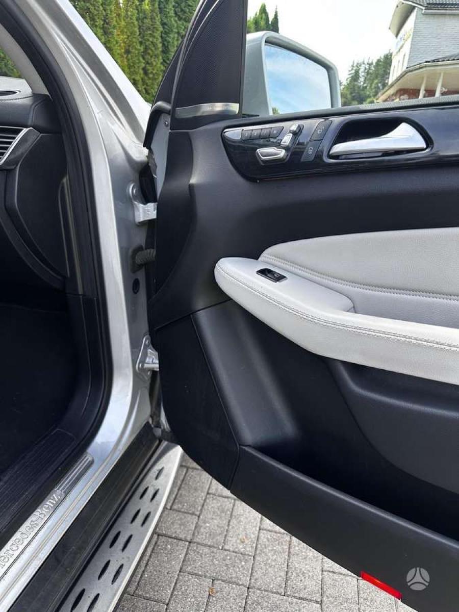 Pelēks Mercedes-Benz GLS 450 2018 Nemenčinė, ar dzinēja tilpumu 3.00 L un nobraukumu 234 tūkst. km par 26000 €, foto 32 vietnē AUTOMOTO.COM.LV