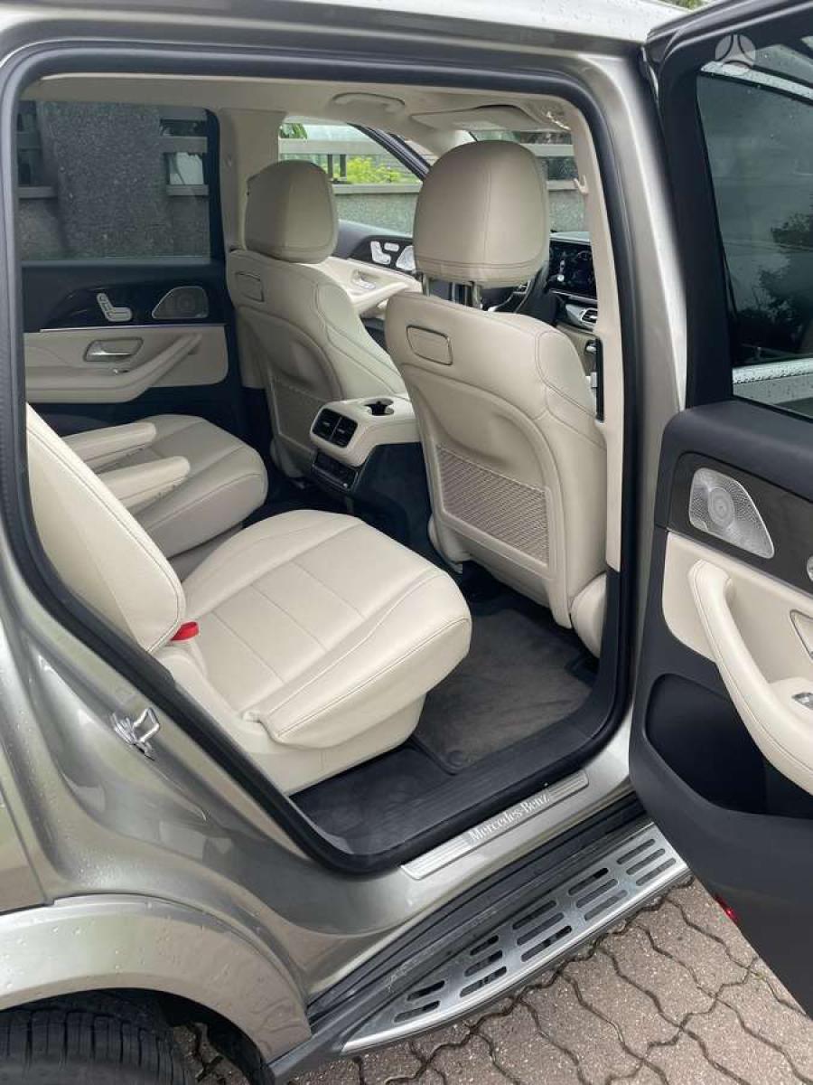 Серый Мерседес GLS 450 2020 в Каунас, объемом двигателя 3.00 л и пробегом 99 тыс. км за 63500 €, фото 21 на AUTOMOTO.COM.LV