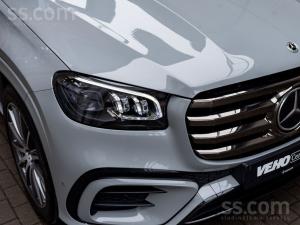 Серый Мерседес GLS 450 2023 в Рига, объемом двигателя 3.00 л и пробегом 69 тыс. км за 99900 €, фото 4 на AUTOMOTO.COM.LV