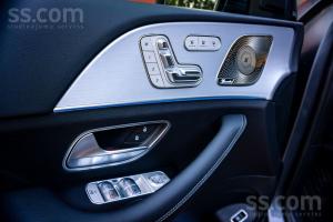 Pelēks Mercedes-Benz GLS 450 2024 Daugavpils, ar dzinēja tilpumu 3.00 L un nobraukumu 8 tūkst. km par 104888 €, foto 19 vietnē AUTOMOTO.COM.LV