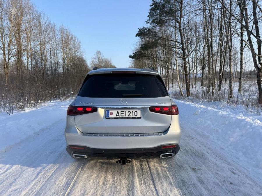 Pelēks Mercedes-Benz GLS 450 2025 Viļņa, ar dzinēja tilpumu 3.00 L un nobraukumu 14 tūkst. km par 99000 €, foto 4 vietnē AUTOMOTO.COM.LV