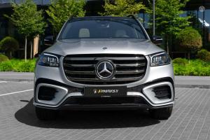 Серый Мерседес GLS 450 2025 в Вильнюс, объемом двигателя 3.00 л и пробегом 15 тыс. км за 81950 €, фото 4 на AUTOMOTO.COM.LV