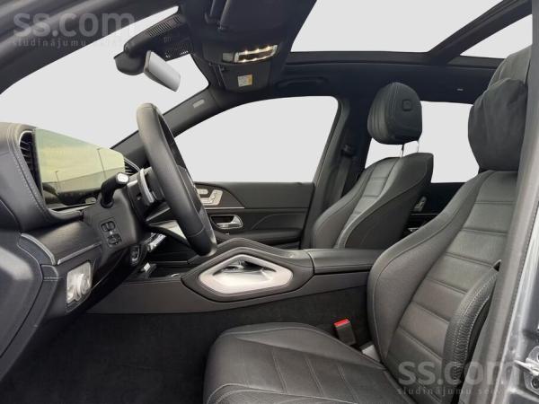 Grey Mercedes-Benz GLS 450 2025 in Riga, with an engine capacity of 3.00 L and mileage of 23 thousand km for 111870 €, photo 6 on AUTOMOTO.COM.LV