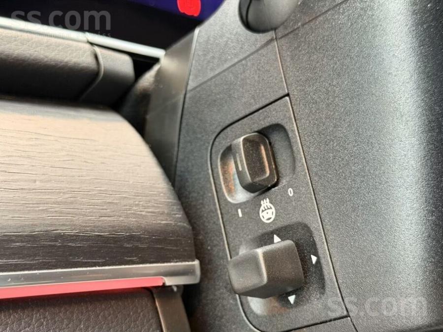 Серый Мерседес GLS 450 2025 в Рига, объемом двигателя 3.00 л и пробегом 23 тыс. км за 111870 €, фото 13 на AUTOMOTO.COM.LV