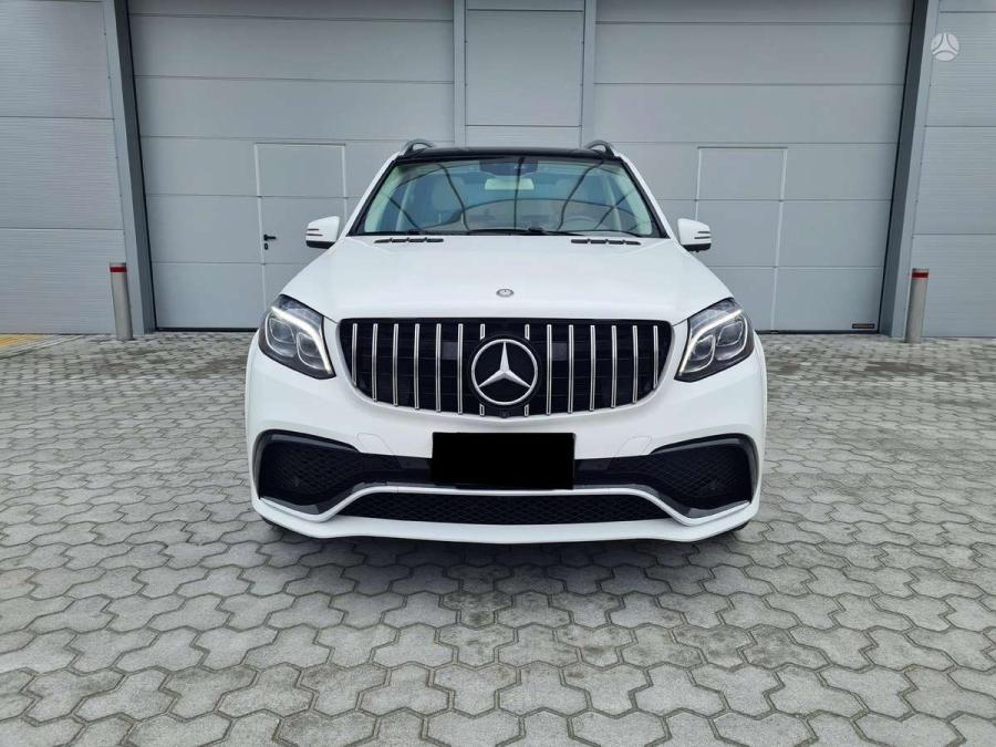 White Mercedes-Benz GLS 450 2017 in Vilnius, with an engine capacity of 3.00 L and mileage of 97 thousand km for 32500 €, photo 1 on AUTOMOTO.COM.LV