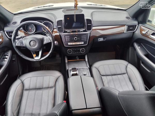 Balts Mercedes-Benz GLS 450 2017 Šauļi, ar dzinēja tilpumu 3.00 L un nobraukumu 109 tūkst. km par 27700 €, foto 9 vietnē AUTOMOTO.COM.LV