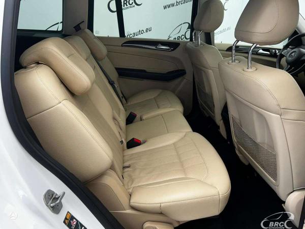 Balts Mercedes-Benz GLS 450 2017 Viļņa, ar dzinēja tilpumu 3.00 L un nobraukumu 144 tūkst. km par 23900 €, foto 9 vietnē AUTOMOTO.COM.LV
