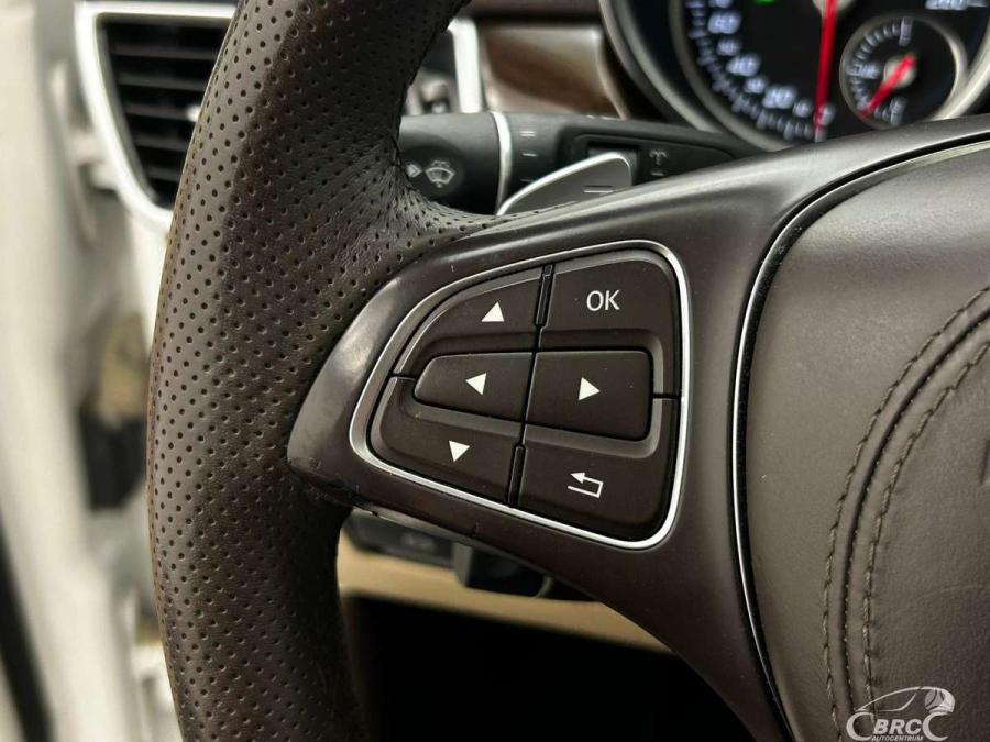 Белый Мерседес GLS 450 2017 в Вильнюс, объемом двигателя 3.00 л и пробегом 144 тыс. км за 23900 €, фото 16 на AUTOMOTO.COM.LV
