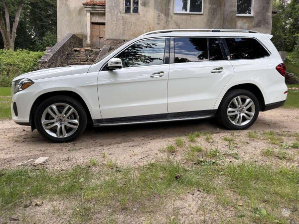 Белый Мерседес GLS 450 2017 в Вильнюс, объемом двигателя 3.00 л и пробегом 217 тыс. км за 17500 €, фото 2 на AUTOMOTO.COM.LV