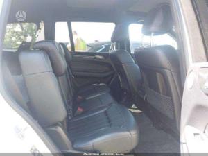 Белый Мерседес GLS 450 2017 в Шяуляй, объемом двигателя 3.00 л и пробегом 140 тыс. км за 13500 €, фото 23 на AUTOMOTO.COM.LV