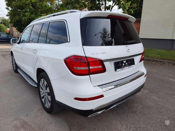 Белый Мерседес GLS 450 2017 в Шяуляй, объемом двигателя 3.00 л и пробегом 209 тыс. км за 19900 €, фото 7 на AUTOMOTO.COM.LV