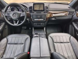 Белый Мерседес GLS 450 2017 в Шяуляй, объемом двигателя 3.00 л и пробегом 209 тыс. км за 19900 €, фото 10 на AUTOMOTO.COM.LV