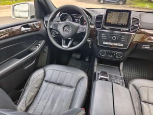 Белый Мерседес GLS 450 2017 в Шяуляй, объемом двигателя 3.00 л и пробегом 209 тыс. км за 19900 €, фото 11 на AUTOMOTO.COM.LV