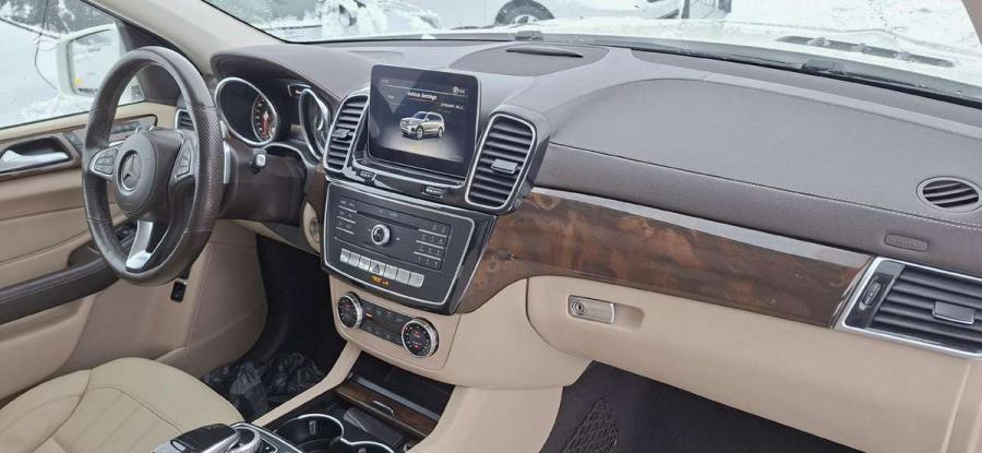 Balts Mercedes-Benz GLS 450 2018 Kauņa, ar dzinēja tilpumu 3.00 L un nobraukumu 137 tūkst. km par 23700 €, foto 13 vietnē AUTOMOTO.COM.LV