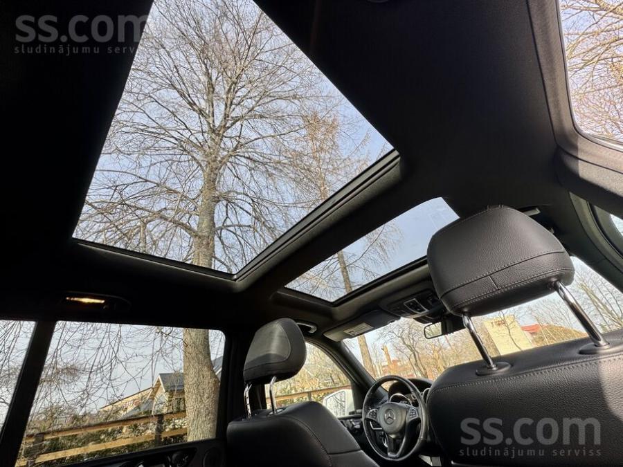White Mercedes-Benz GLS 450 2019 in Riga, with an engine capacity of 3.00 L and mileage of 106 thousand km for 36900 €, photo 5 on AUTOMOTO.COM.LV