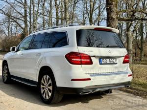 White Mercedes-Benz GLS 450 2019 in Riga, with an engine capacity of 3.00 L and mileage of 106 thousand km for 36900 €, photo 10 on AUTOMOTO.COM.LV