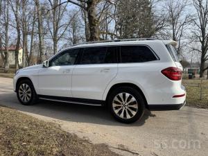 White Mercedes-Benz GLS 450 2019 in Riga, with an engine capacity of 3.00 L and mileage of 106 thousand km for 36900 €, photo 15 on AUTOMOTO.COM.LV