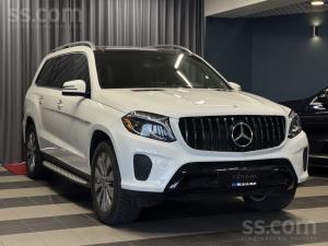 White Mercedes-Benz GLS 450 2019 in Riga, with an engine capacity of 3.00 L and mileage of 106 thousand km for 29990 €, photo 4 on AUTOMOTO.COM.LV