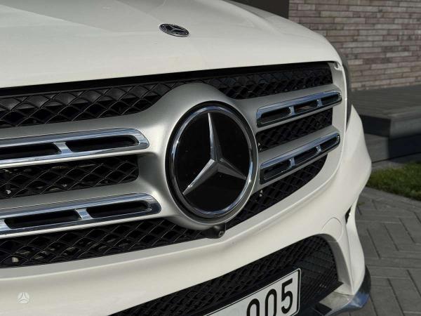 Белый Мерседес GLS 450 2019 в Вильнюс, объемом двигателя 3.00 л и пробегом 89 тыс. км за 34500 €, фото 4 на AUTOMOTO.COM.LV