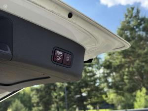 Белый Мерседес GLS 450 2019 в Вильнюс, объемом двигателя 3.00 л и пробегом 89 тыс. км за 34500 €, фото 16 на AUTOMOTO.COM.LV